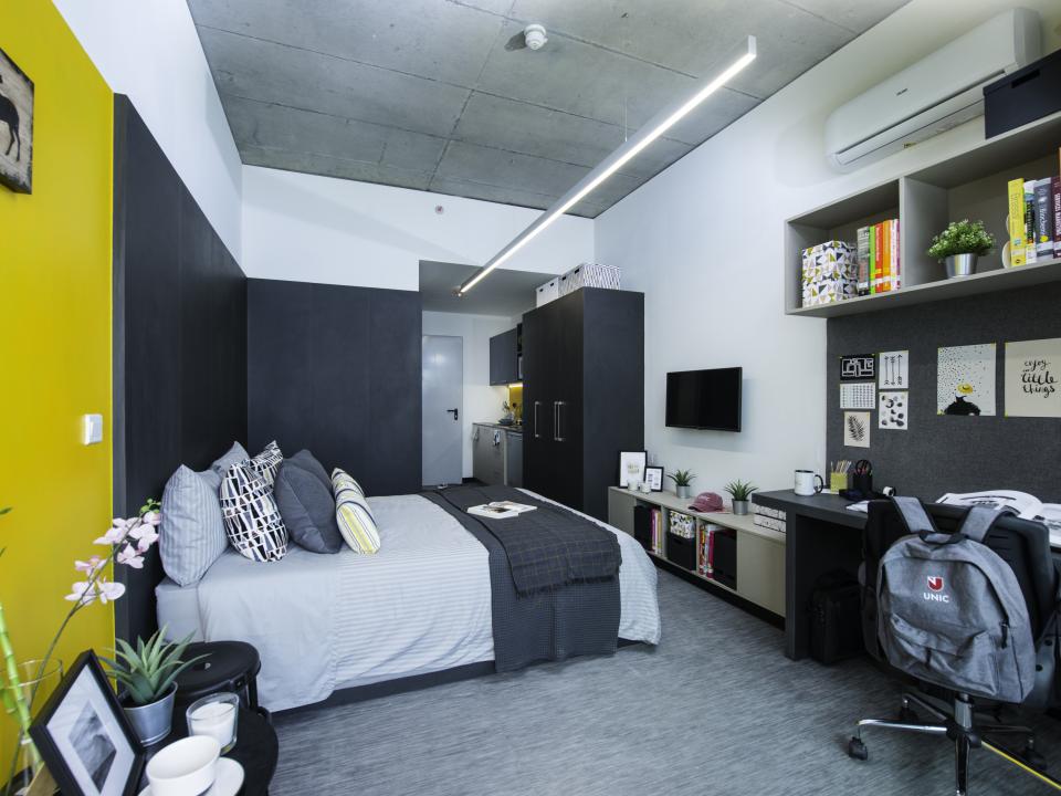 6 Towers, Πολυτελές συγκρότημα στην πανεπιστημιούπολη UNIC | Saint ...