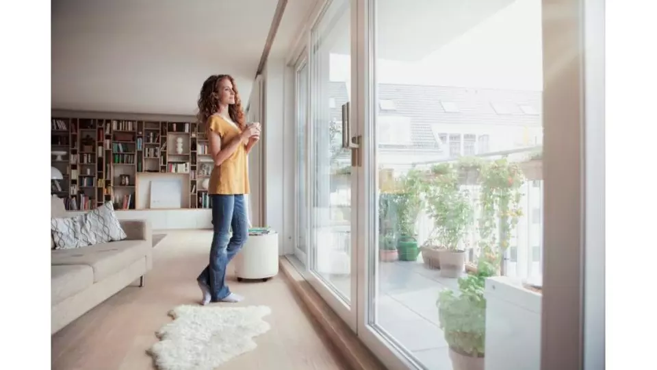 H Saint-Gobain παρουσιάζει τον νέο υαλοπίνακα Planistar Sun Plus ...